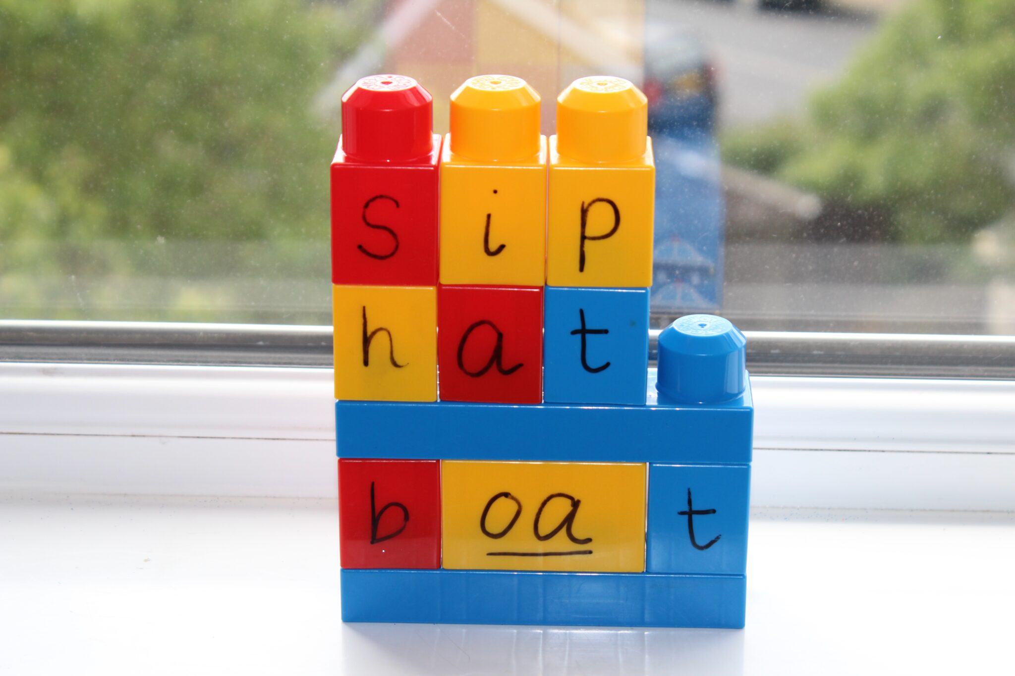 Phonics at Home – Word Building! – The Font of All Mothers